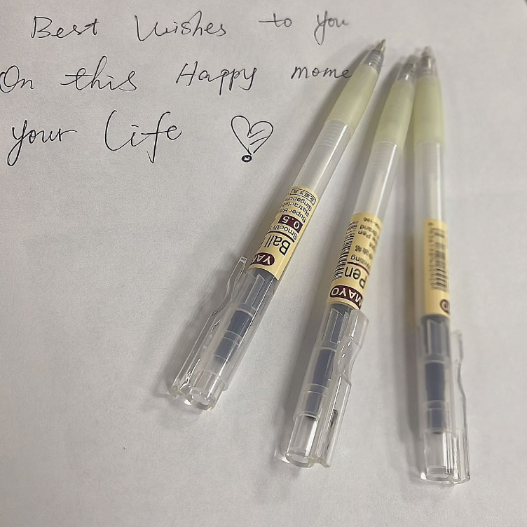 Retractable Super Ball Pen Black Ink || Super Bright Super Smooth ...