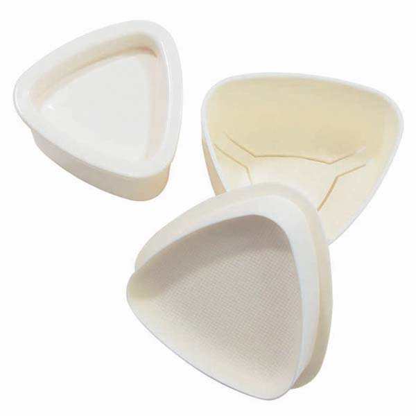 TORUNE P2169 Triangle Onigiri Omusubi Maker | Riceball Shaper | Shopee ...