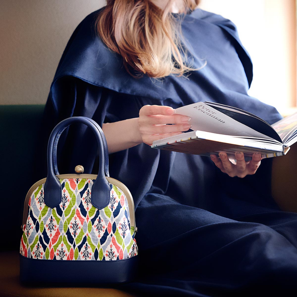 【Direct from Japan】inokichi hand-printed Silk 2-way Gamaguchi Bag ...