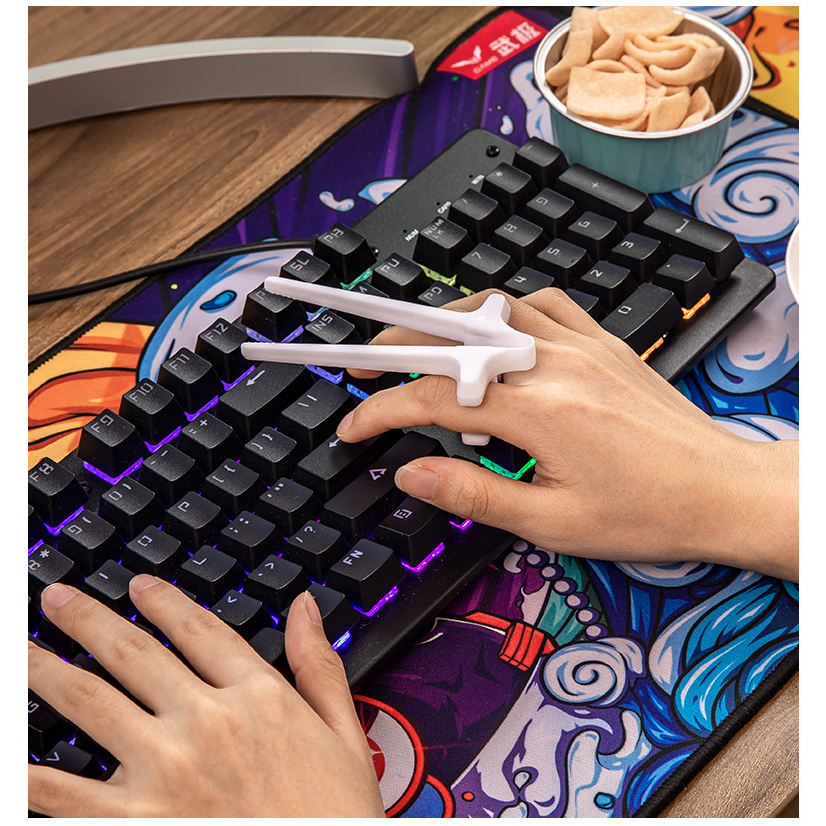 (SG SELLER)Finger Chopsticks Game Player Snack Chopstick Holder Plastic ...