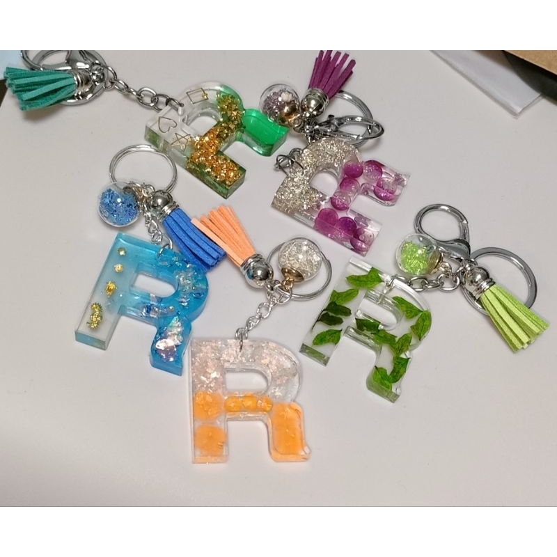 Alphabet Resin Keychains (Q) | Shopee Singapore