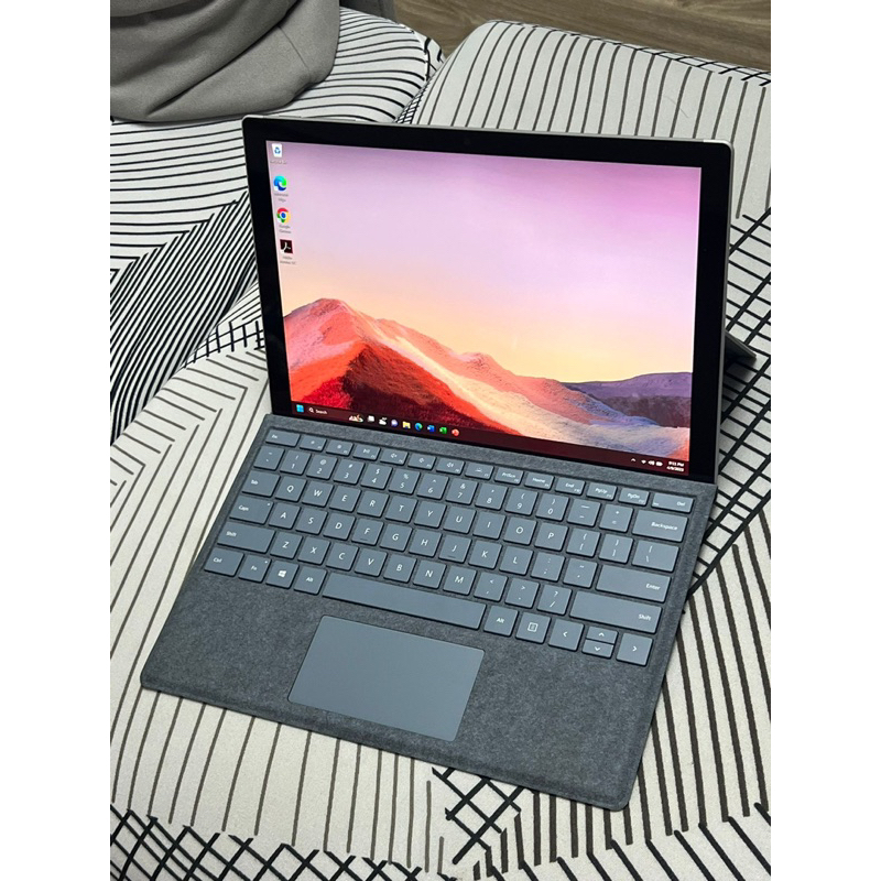 Like-new Microsoft Surface Pro 7 Platinum Laptop | 10th Gen Intel core ...