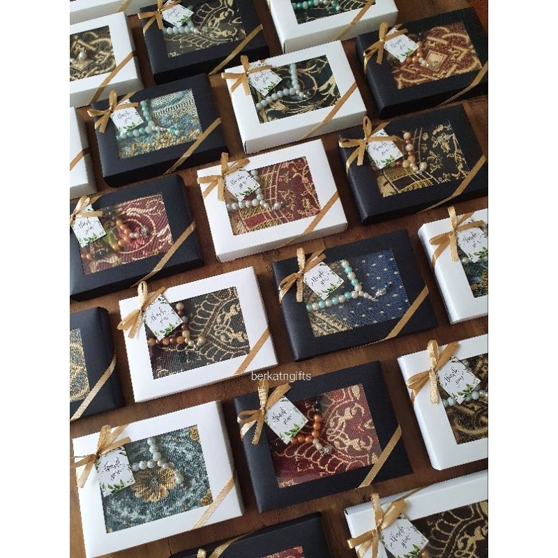 Long mini sejadah with tasbih set - prayer mat berkat doorgift kahwin ...