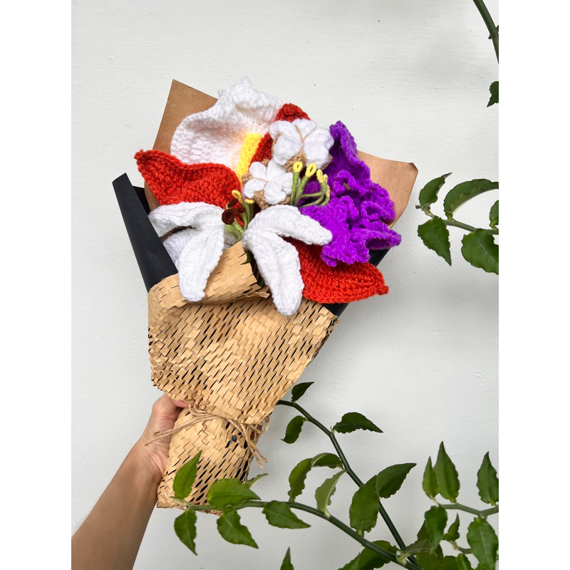 crochet rose/daisy/carnation /graduation Valentine’s Day (Mother’s Day ...