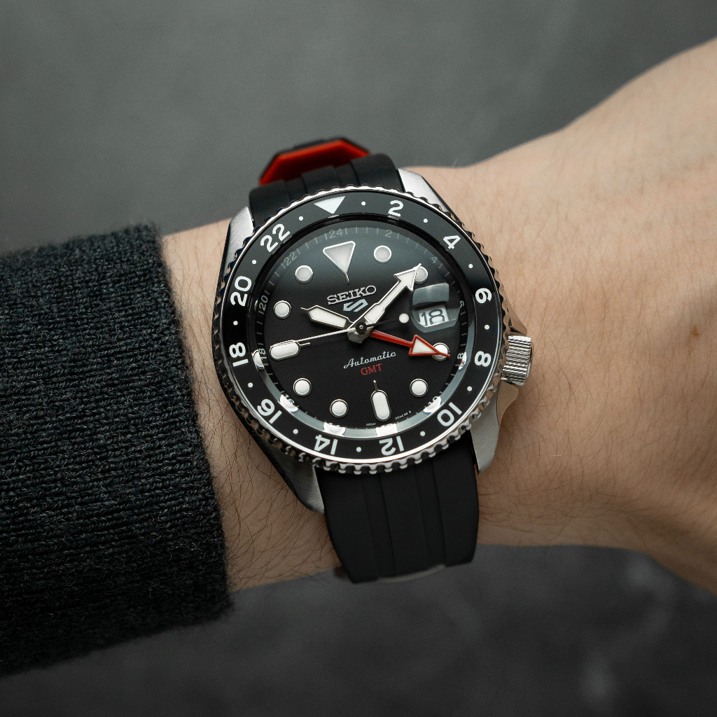 Ames Silicone Quick-Release Curved Lug End Strap (Silver Deployment ...