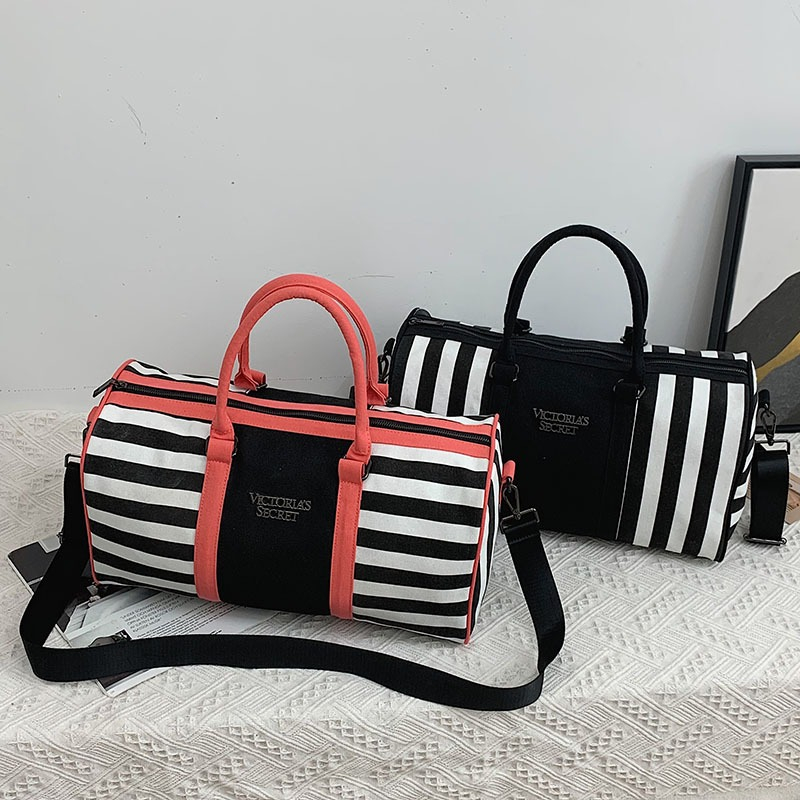 VS Duffel Stripe Gym / Sports / Duffel Duffle Travel Weekender Bag ...