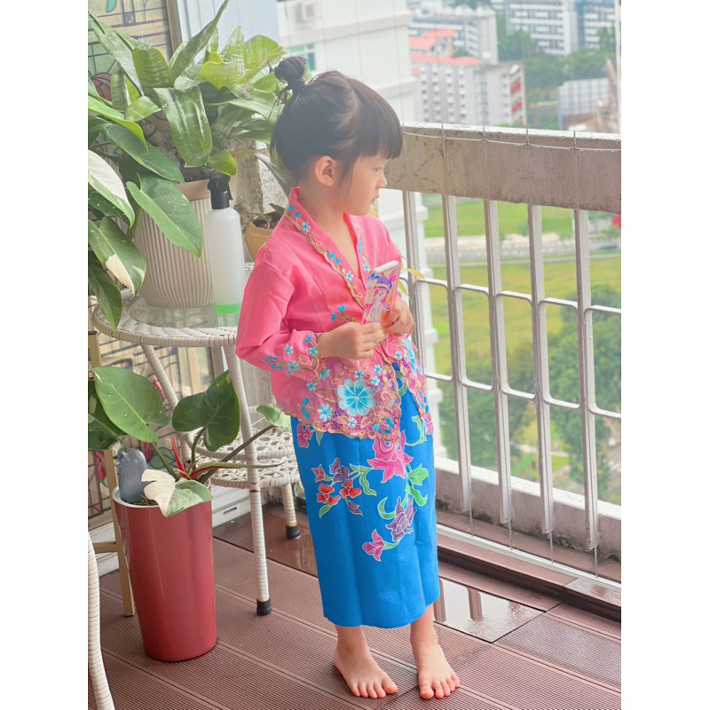 SG Local Seller Kebaya National Costumes/Racial Harmony for Kids Wear ...
