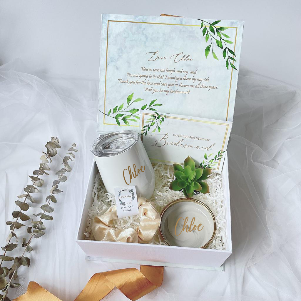 Customised Personalised Leandra Minimalist Gift Box Set for Bridesmaid ...
