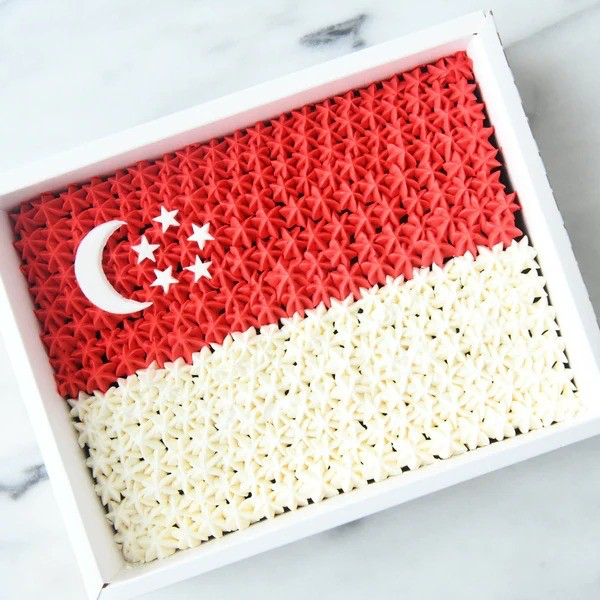 National Day's Celebration Cakes / CupCakes / Macarons GiftBoxes NDP ...