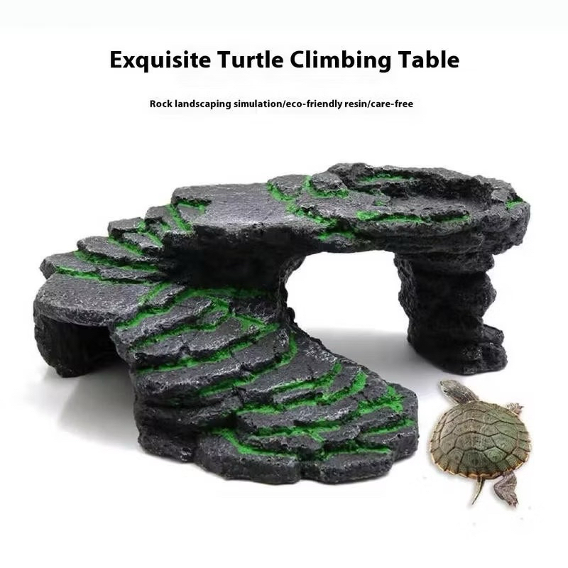 Crawlers hide in caves, turtles climb on platforms, lizards, spiders ...