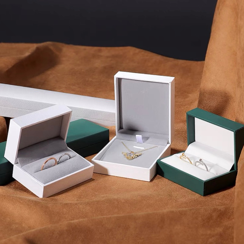 SG INSTOCK White Jewelry boxes (necklace, bracelet, ring) | Shopee ...