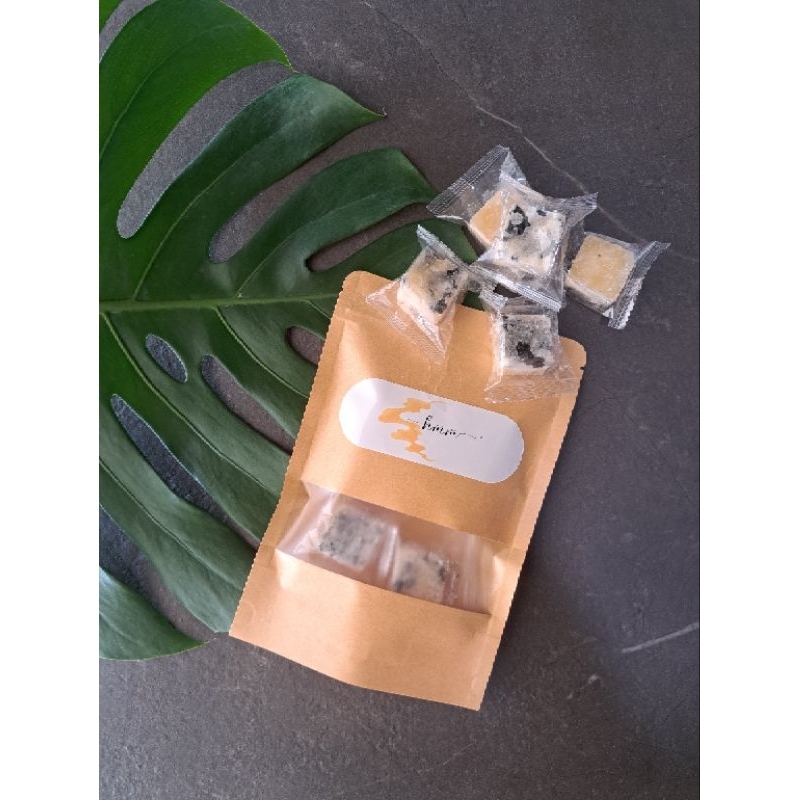 Peach Oolong Honey Rock Sugar by Hmm Tea(蜜桃乌龙茶）for digestion, mental ...