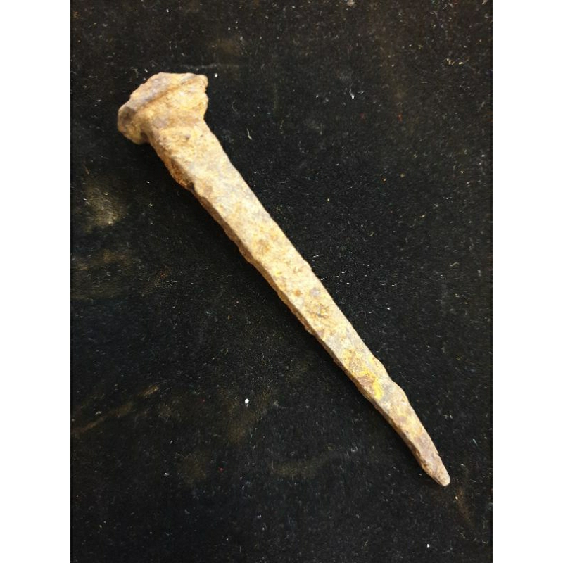 one of Thailand most sacred amulets Sangkhawanon nail the ancient ...