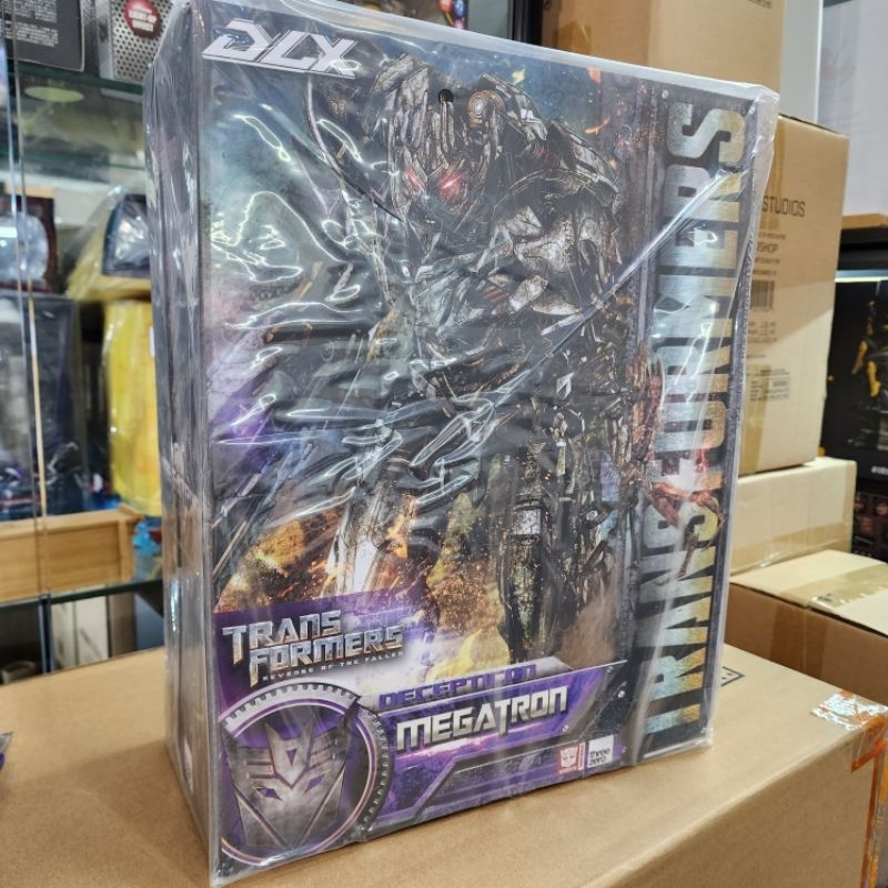 ⚠️ STOCK ! Threezero DLX Megatron Transformer Optimus Prime | Shopee ...