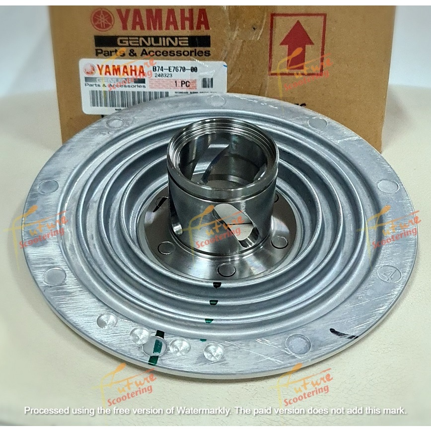 Yamaha Xmax 300 Secondary Sliding Sheave (Torque Driver) Genuine Yamaha ...