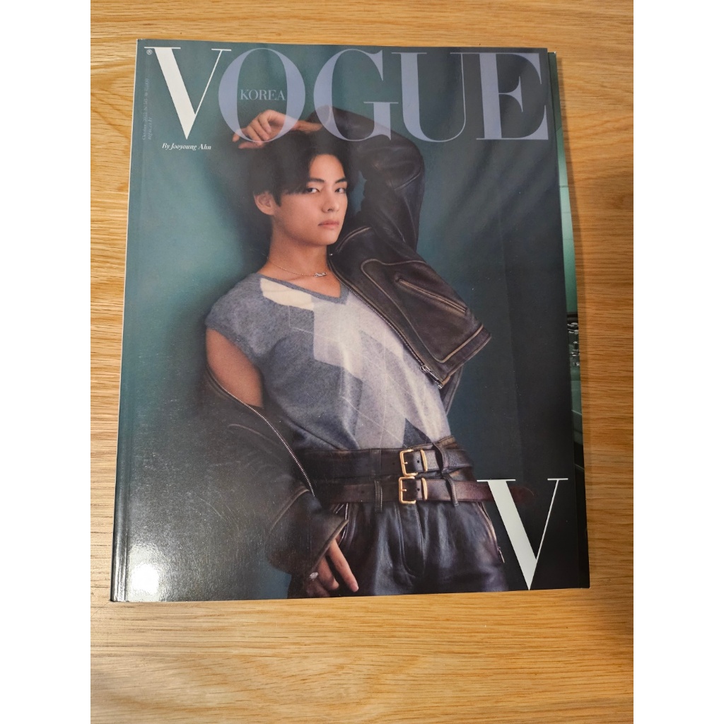 BTS V VOGUE MAGAZINE 2022.10. | Shopee Singapore