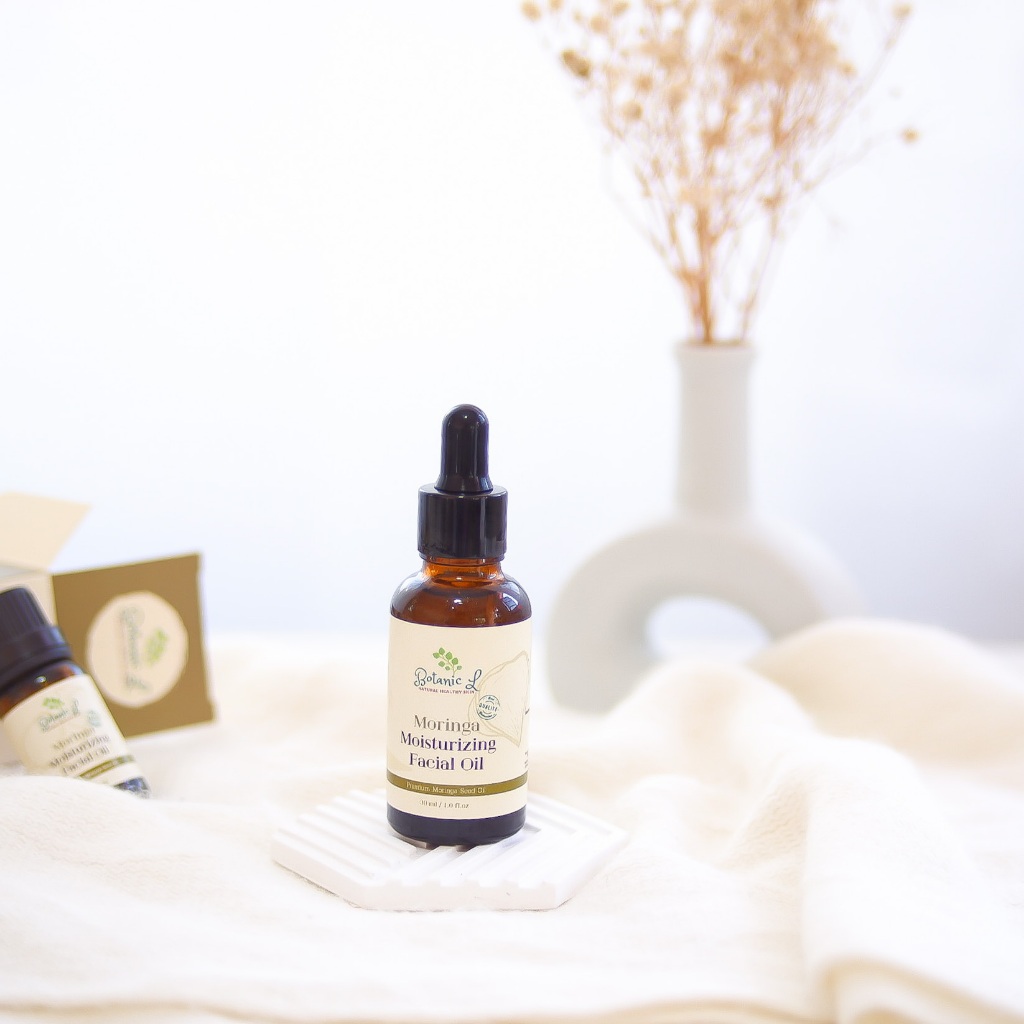 Botanic L 100% Pure Moringa Face Oil: Deep Hydration for Dry, Sensitive ...