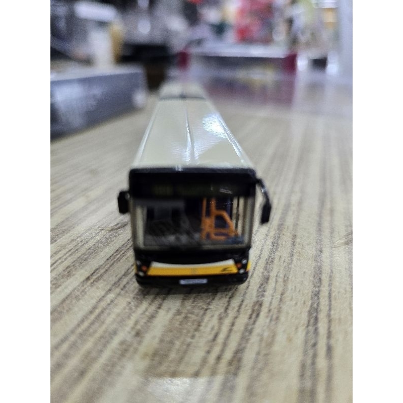 SINGAPORE BENDY BUS SCALE 1/110 DIECAST MODEL | Shopee Singapore