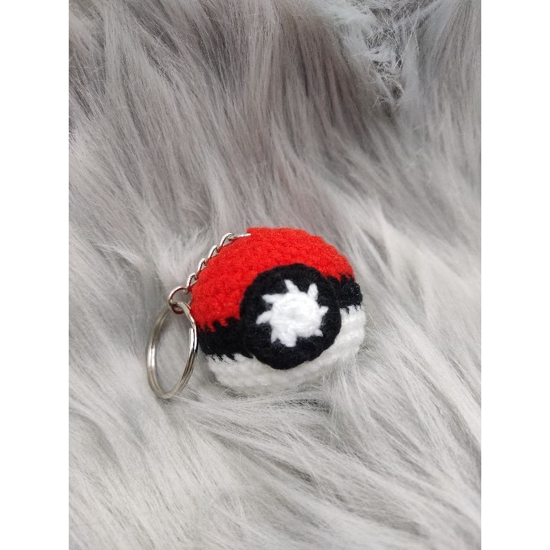 Crochet Pokemon Pokeball keychain. | Shopee Singapore