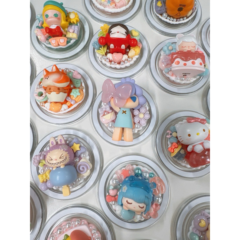 Popmart Molly/Labubu/Skull Panda/Zoora/Pucky/Sanrio Pop Sockets ...