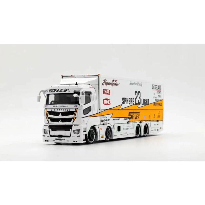 GCD 1:64 Liberty Walk LB-Trucks Mitsubishi Fuso Super Great Transporter ...