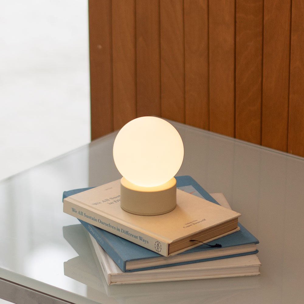 glogour Mini Moon Portable Table Lamp Wireless LED Mood Light (9 Color ...