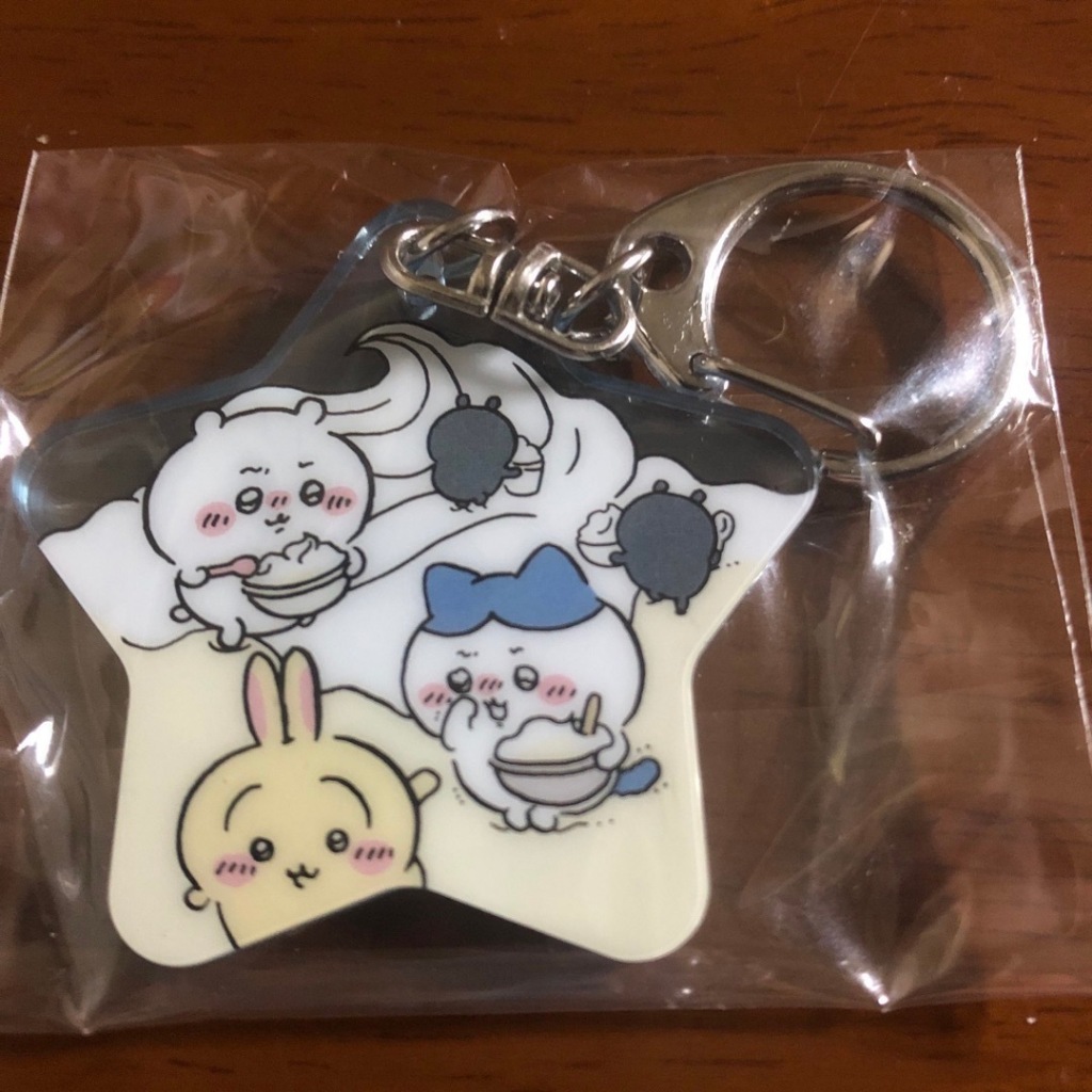 Chiikawa's Gacha Gacha Acrylic key chain. #Chiikaware #Hachiware # ...