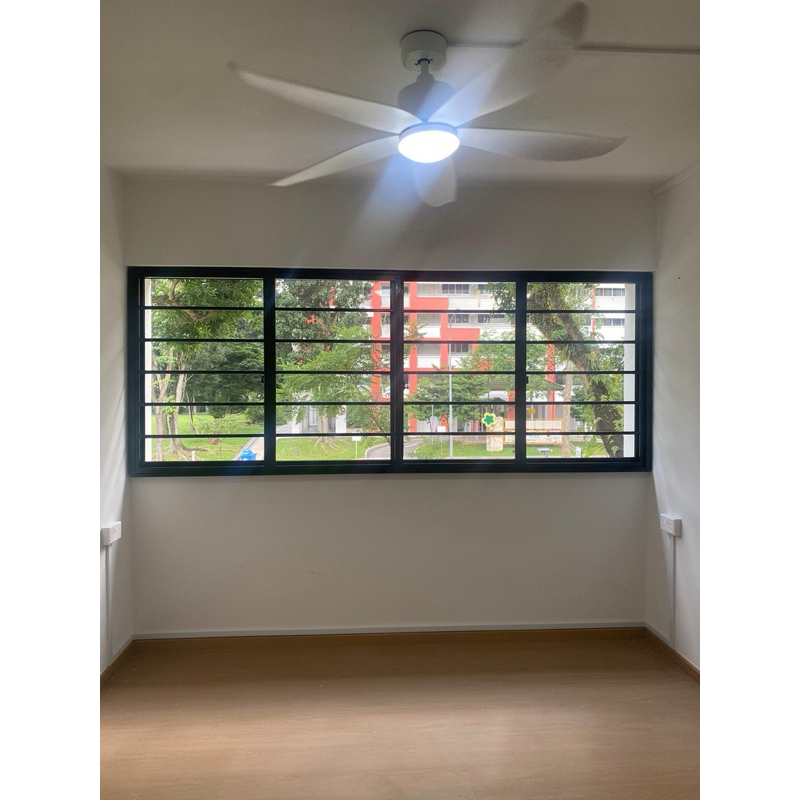 Hdb 4 sliding window panel with grilles,black color frame | Shopee ...