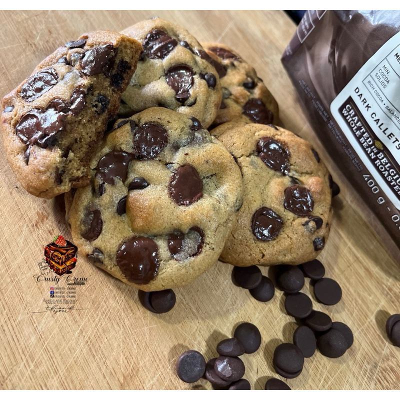 Signature soft & chewy chocolate chips cookies |halal homebased|crusty ...