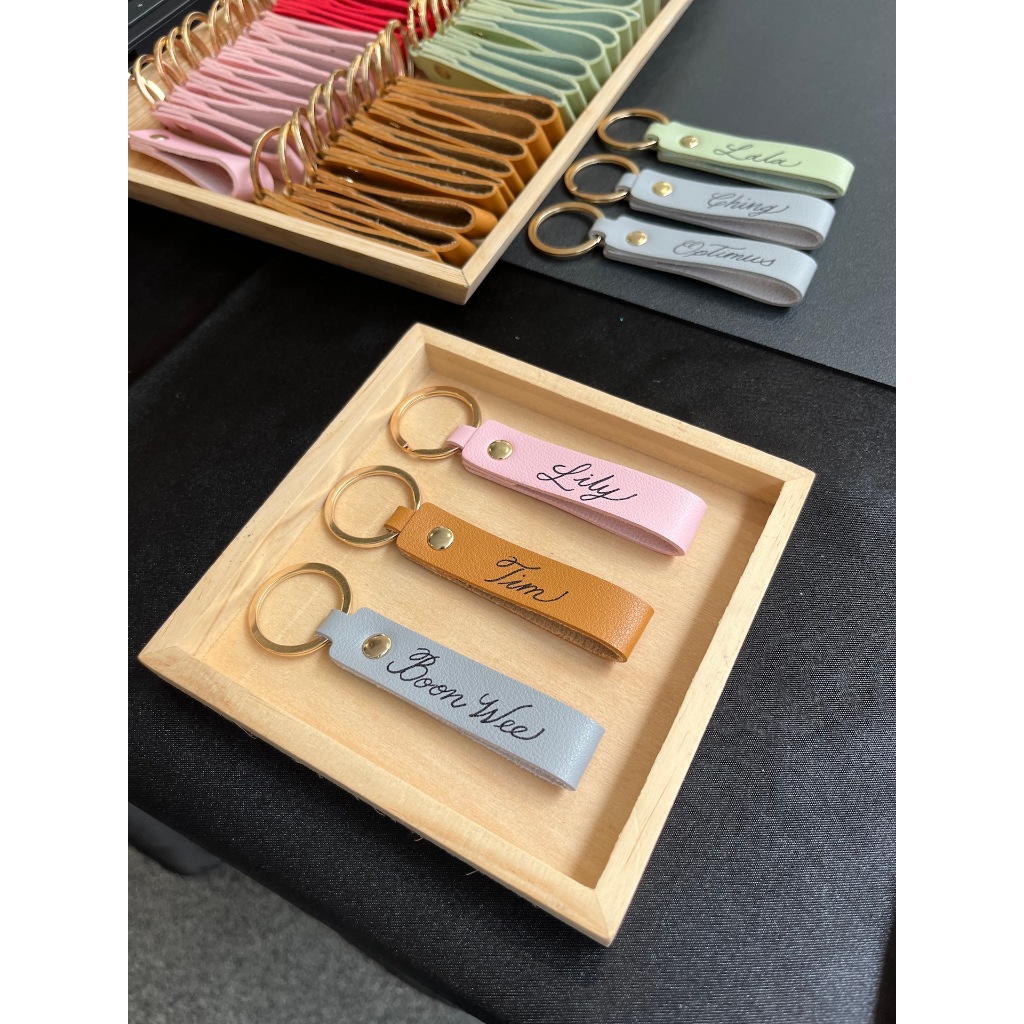 Personalised PU Leather Keychains (Handwritten) | Shopee Singapore
