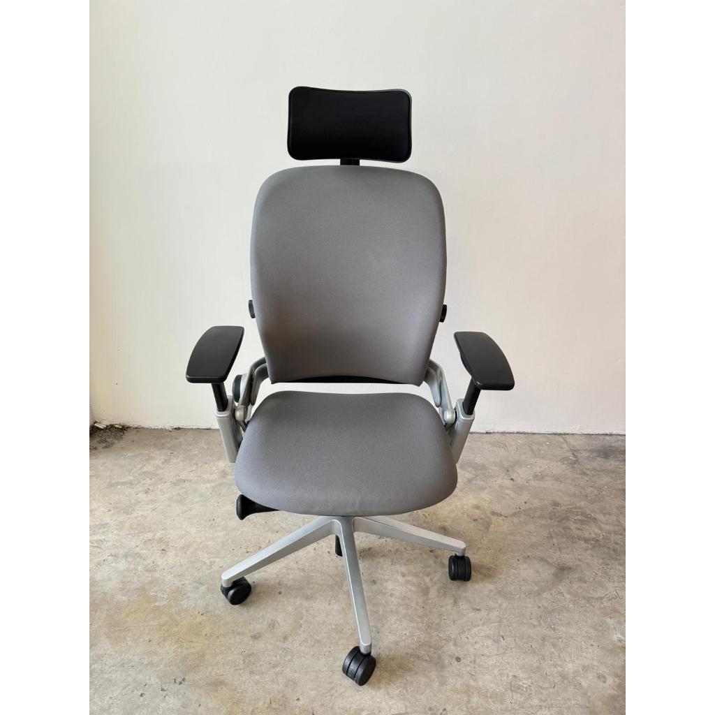 Steelcase Leap Chair V2 Office Chair, Ergonomic Chair - NewStar ...
