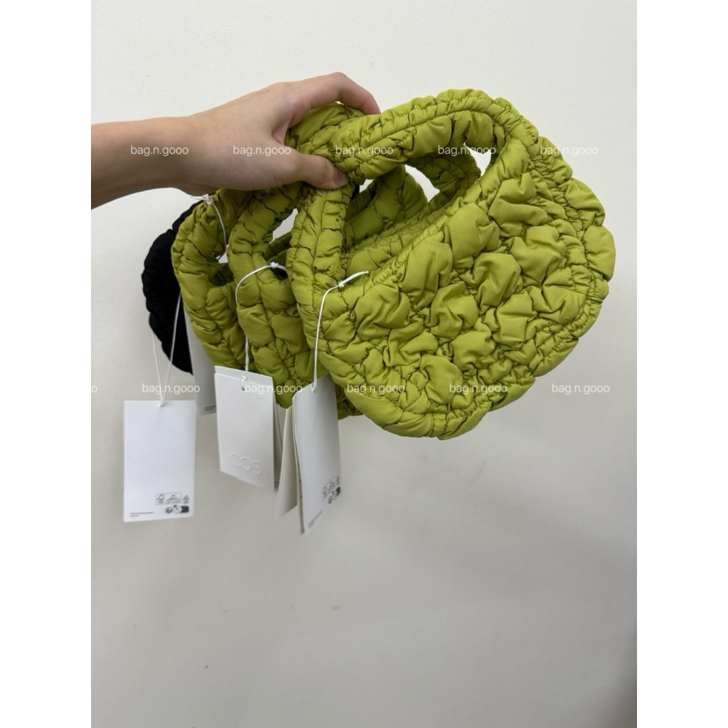 ( Authentic Ready Stock) COS Quilted Micro Bag ( Green ) | Shopee Singapore