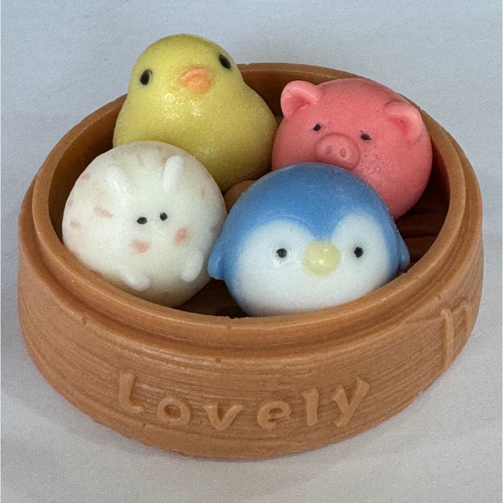 DIM SUM SOAP SET comprises a porcupine, a pig, a duck and a penguin in ...