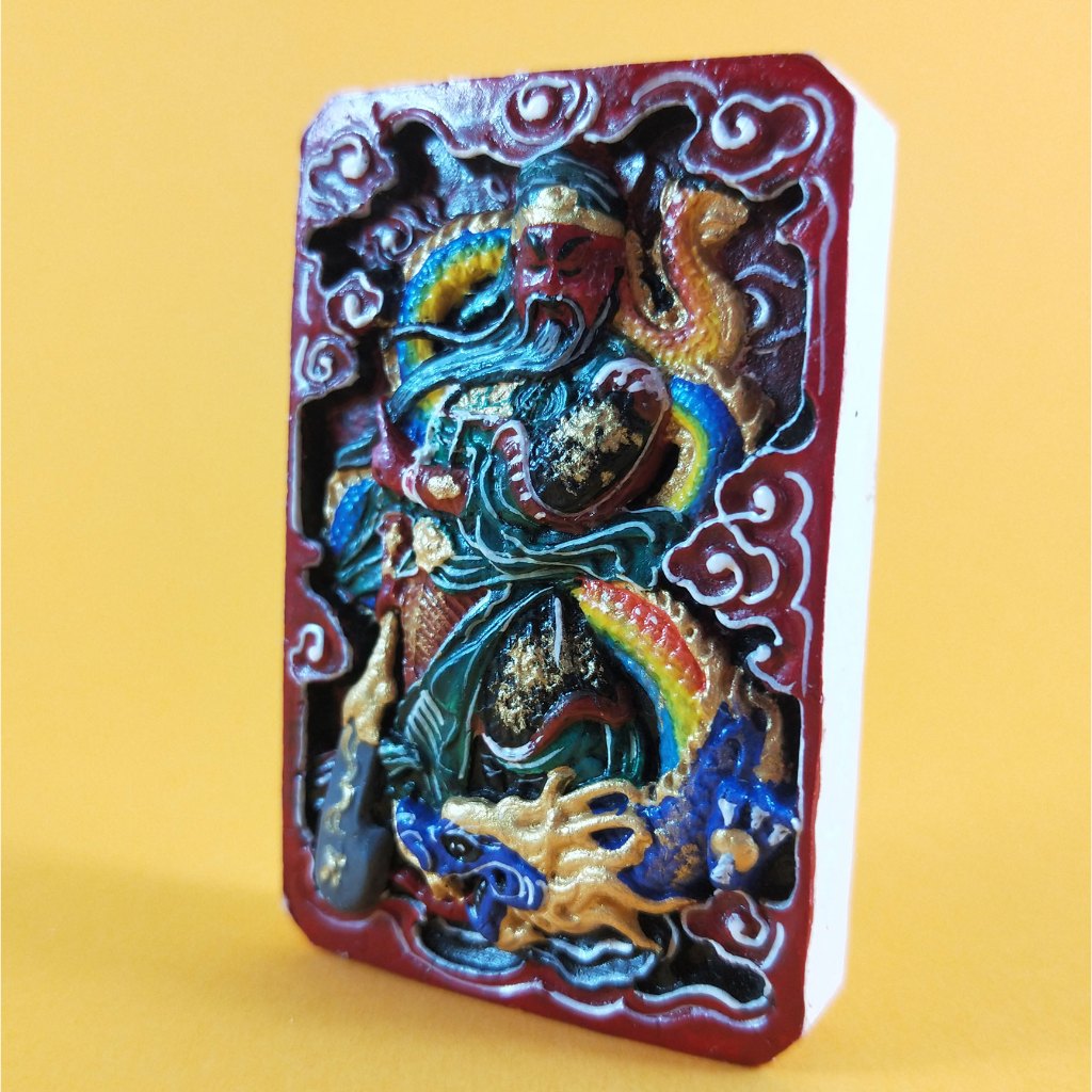 Kruba Krissana Guan Gong (关公) with hand engraved Yant on the sides ...