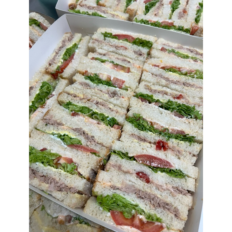 [Halal] Assorted Sandwiches 14pcs in a box (Half Cut Sandwich) | Shopee ...