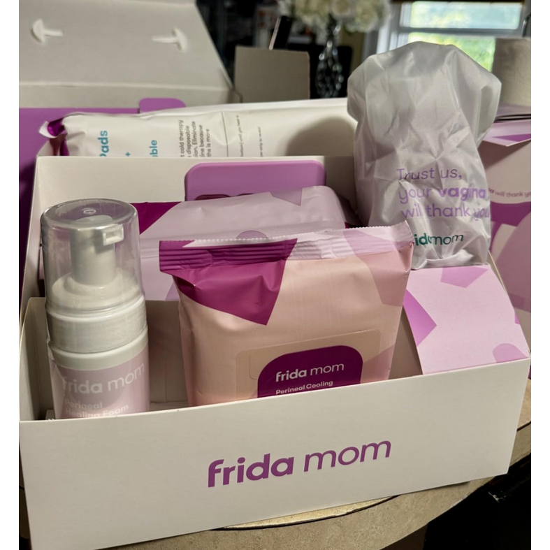 Frida Mom Postpartum Recovery Essentials 11pc Kit Disposable Underwear ...