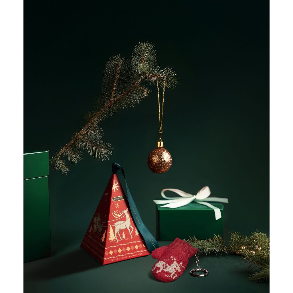 OPTATUM Santa Glove Sachet (Innocent Pear) | Shopee Singapore