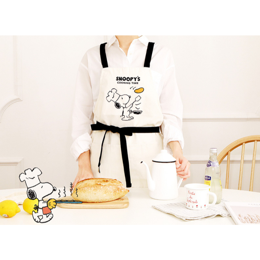Peanuts Snoopy Cooking Time Apron | Cotton Kitchen Apron with Pockets ...