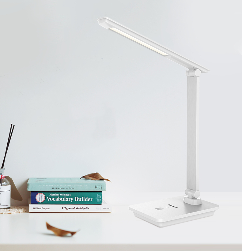 Panasonic HH-LT0628/9L 4000K LED Rechargeable Desk Lamp USB Charging ...