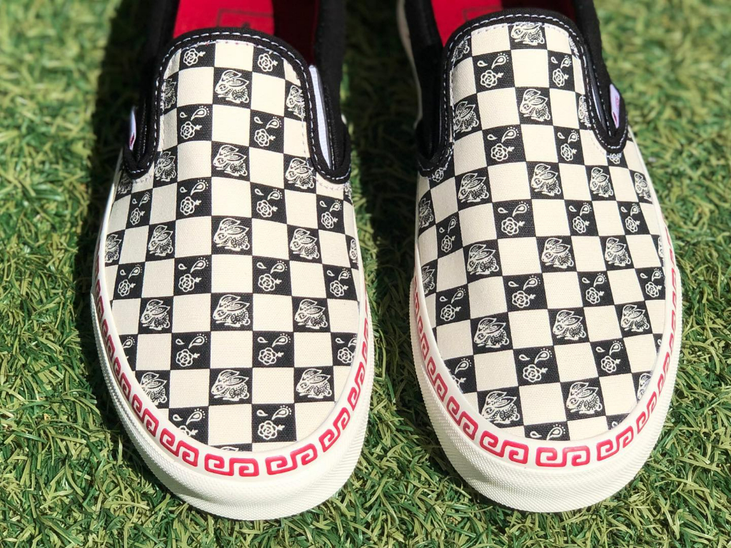 VANS Year of the Rabbit Classic Slip On Unisex (LF) | Shopee Singapore