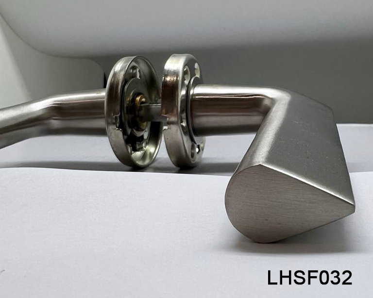 NELON Tubular Lever Handle (Silver ; Solid Handle / Entrance / Bedroom ...