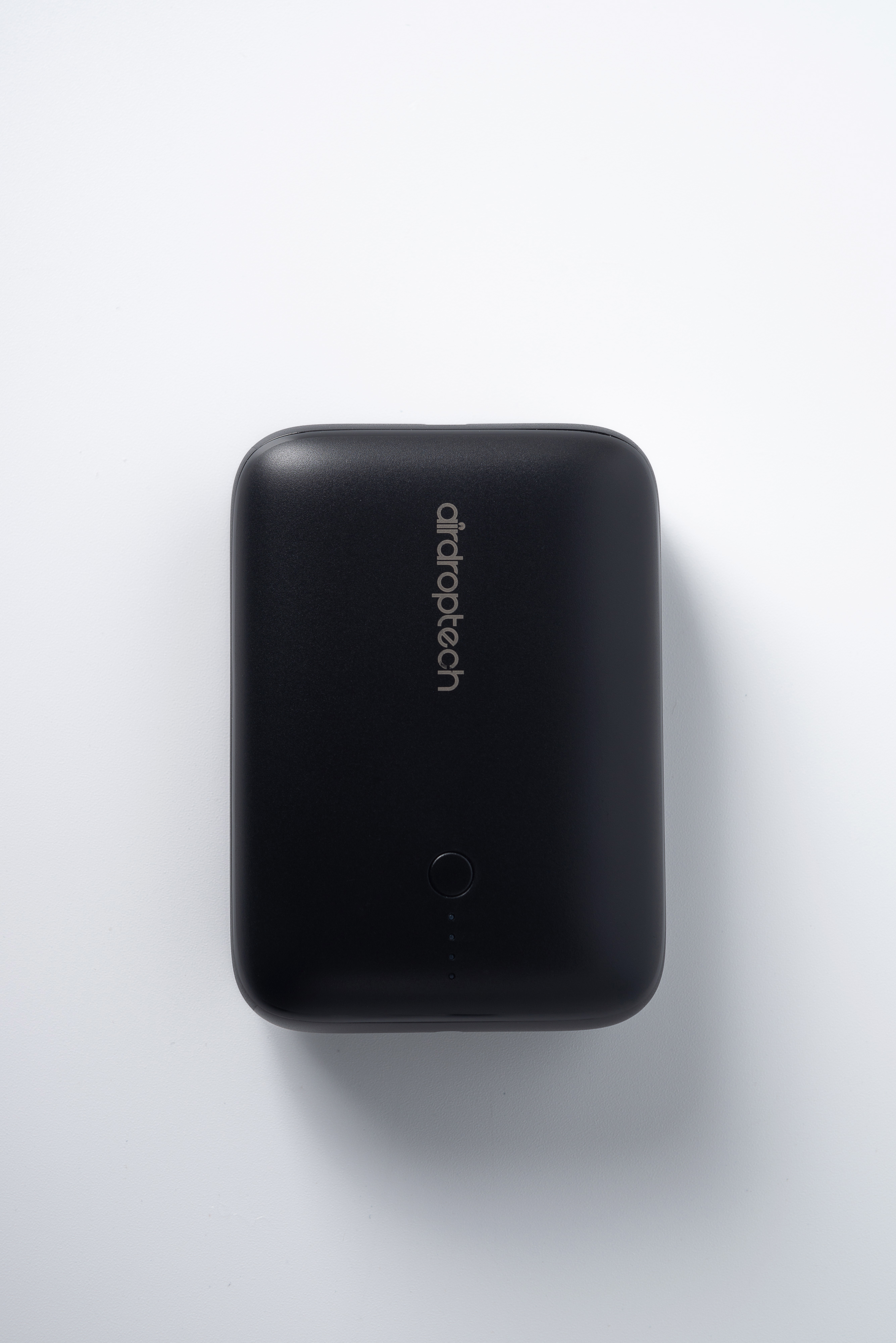 AIRDROPTECH 10000mAh 22.5W / 20W PD fast charging Mini power bank ...