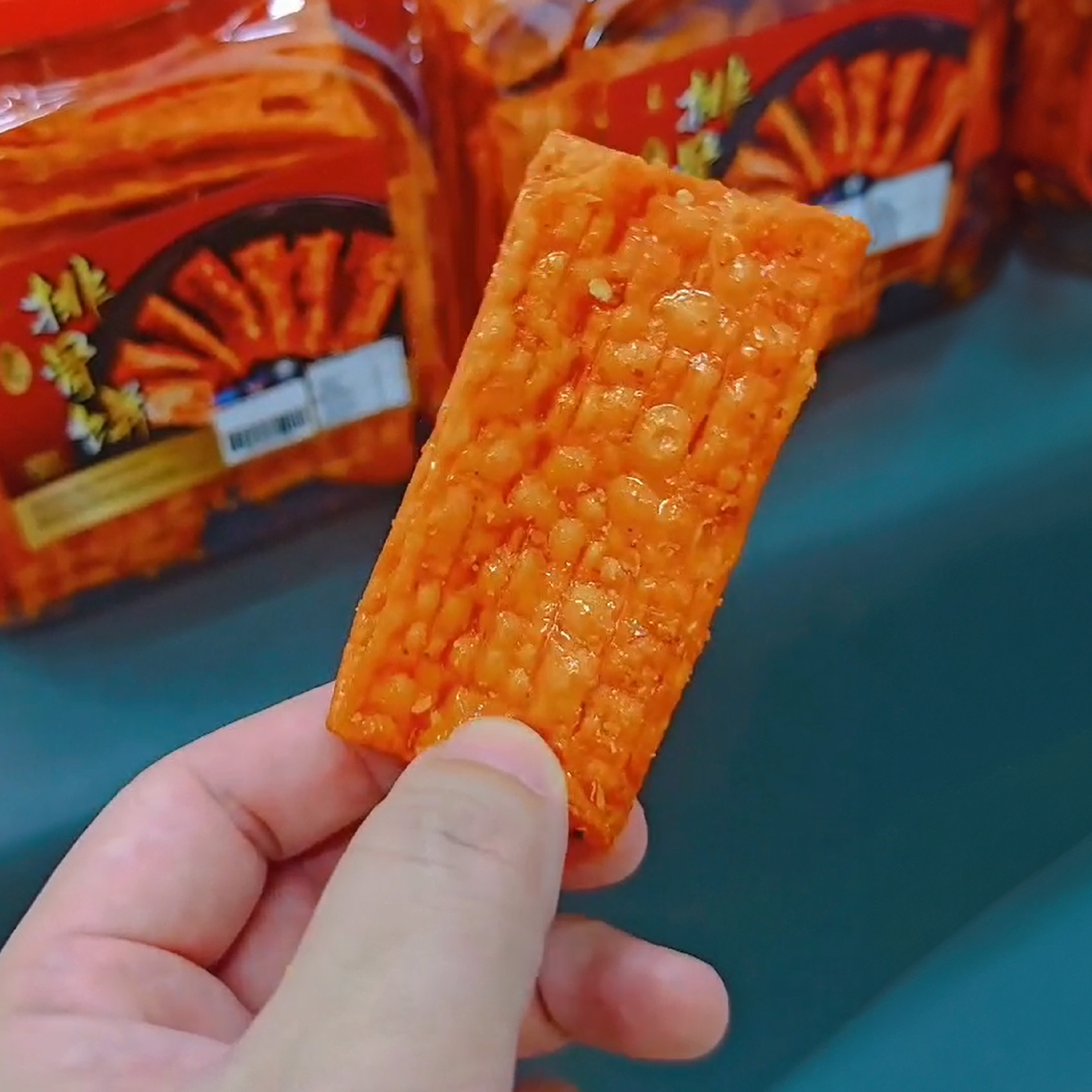 CNY Cookie Rib Biscuit 排骨饼 320g Prawn Cracker | Shopee Singapore
