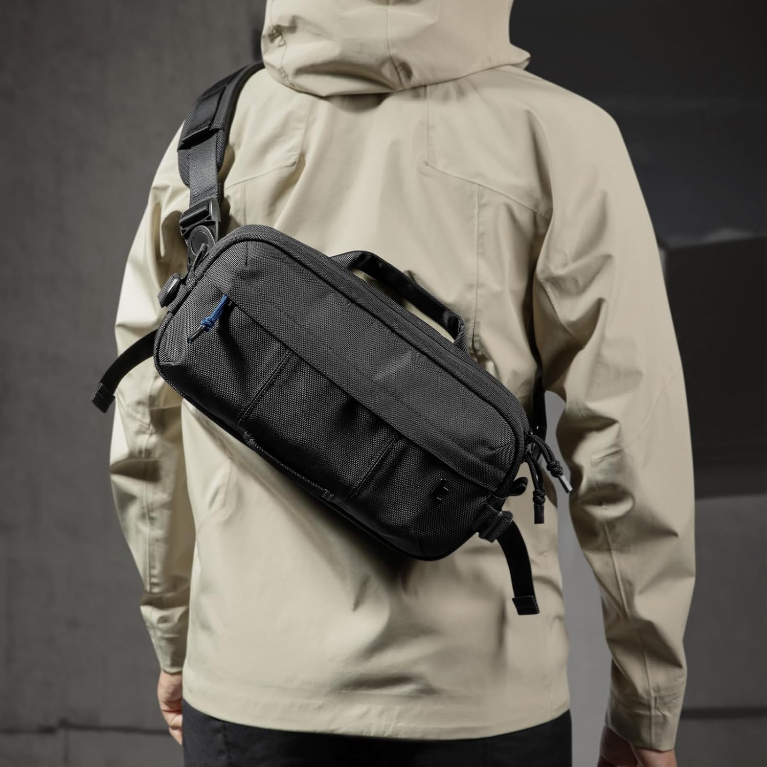 tomtoc Wander-T26 Daily Sling | 5.5L | Sturdy and Water-Resistant ...