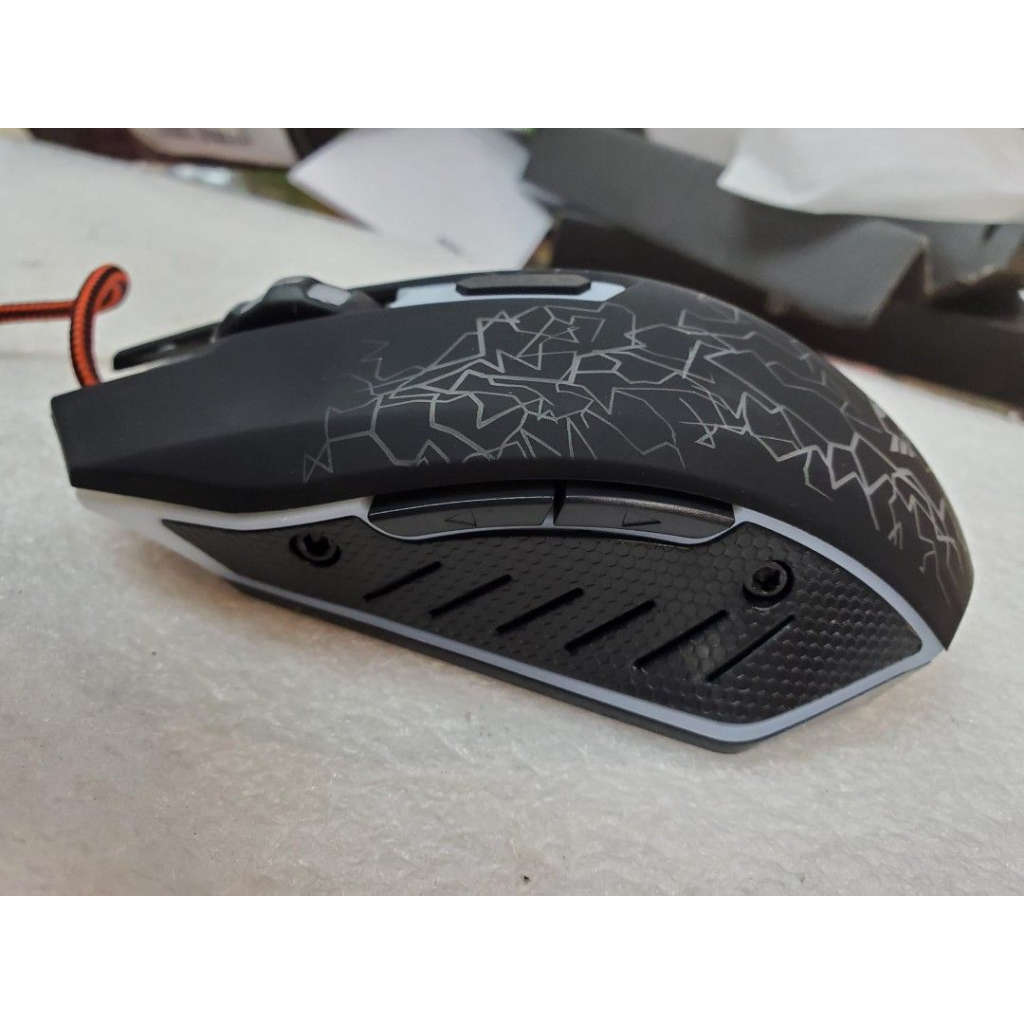 Gaming Mouse GXT 105 IZZA – 6 Buttons with Unique LED Light Design ...