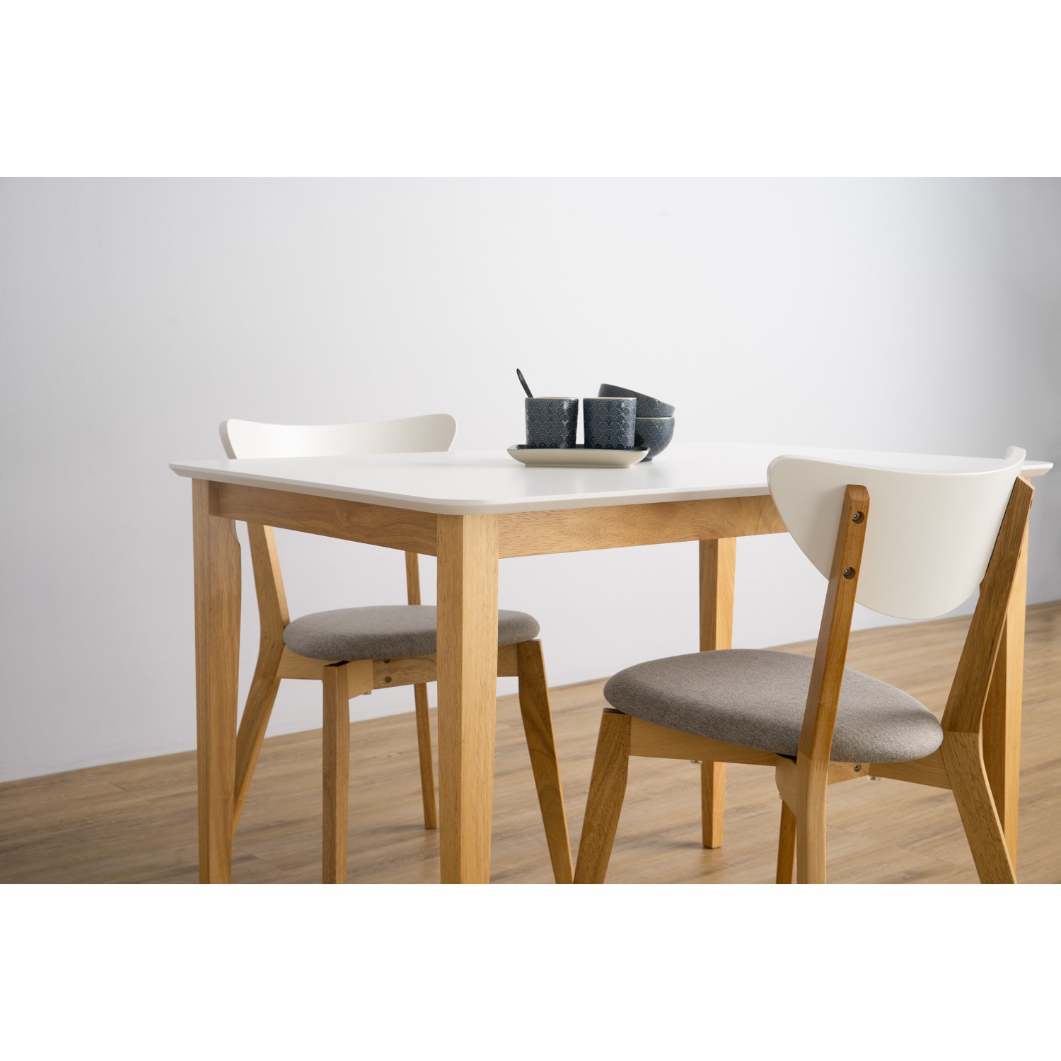 (SG Ready Stock) Scandi Wooden Dining Table | Sits 4-6 people (Free ...