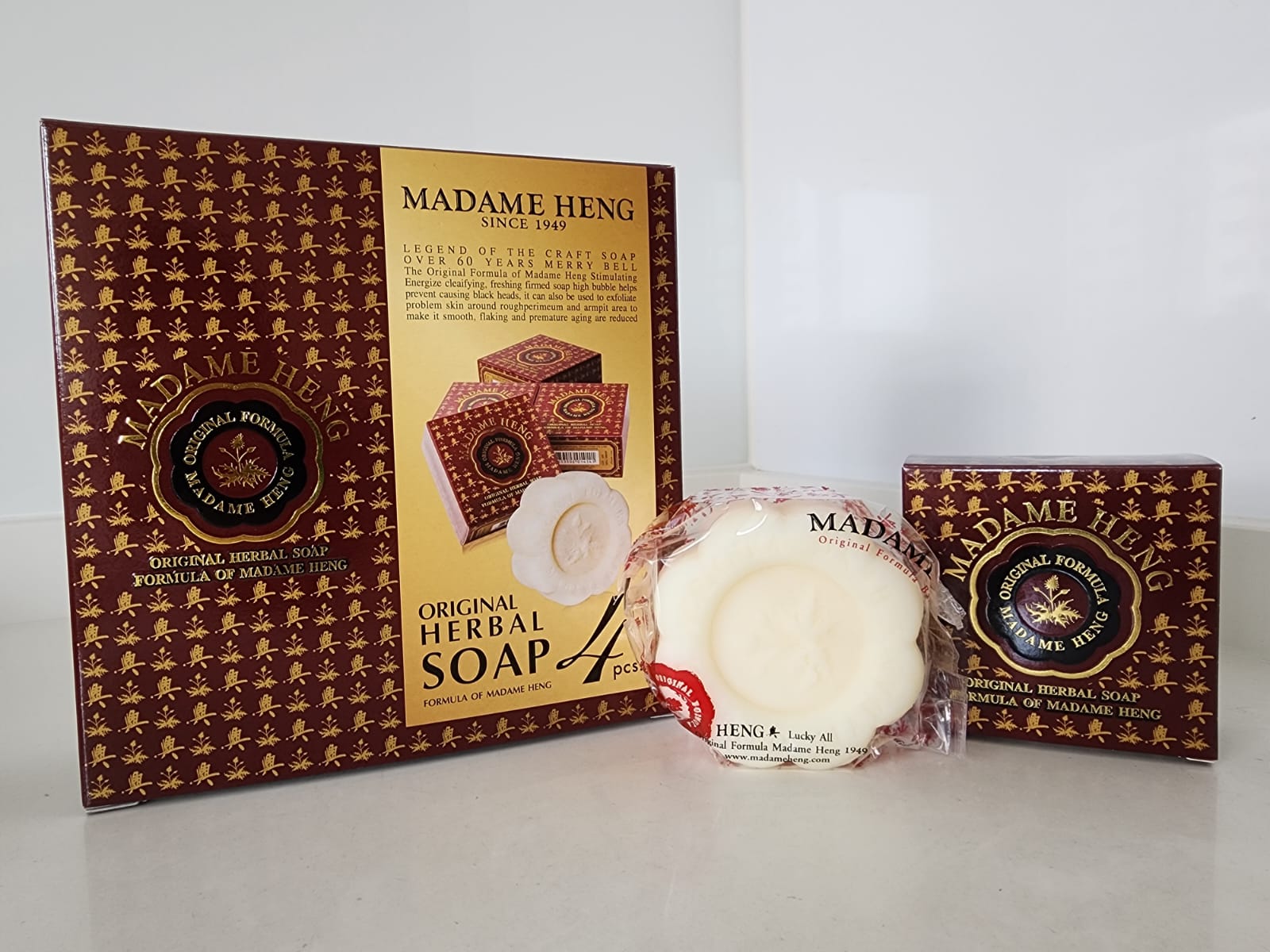 Madame Heng Original Herbal Moon Soap (恒夫人原味草本月亮皂) | Shopee Singapore