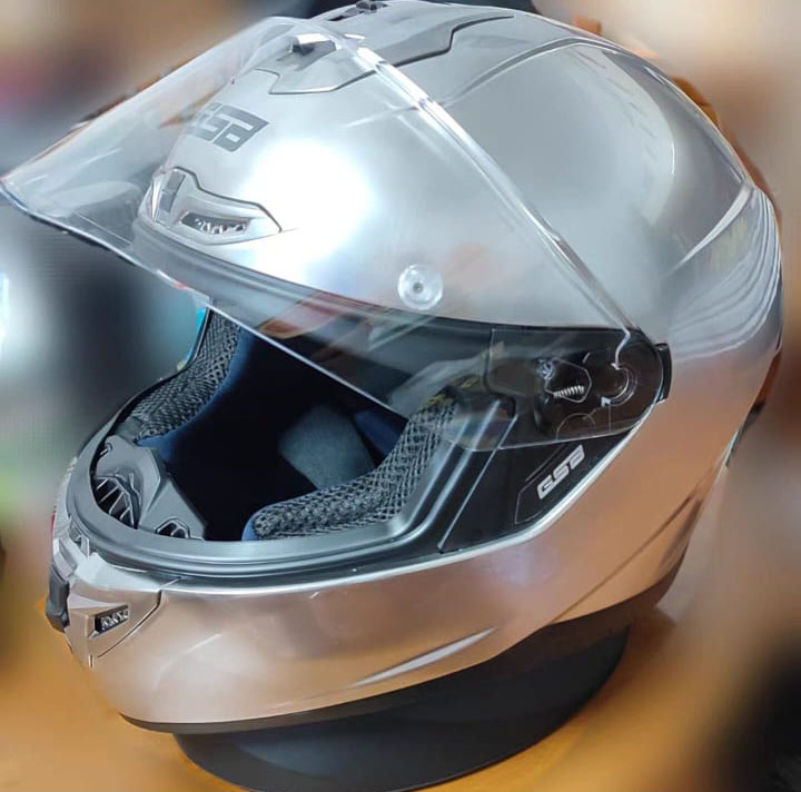 Motorcycle Helmet Donut Holder: Sleek Display & Storage Solution - PSB ...