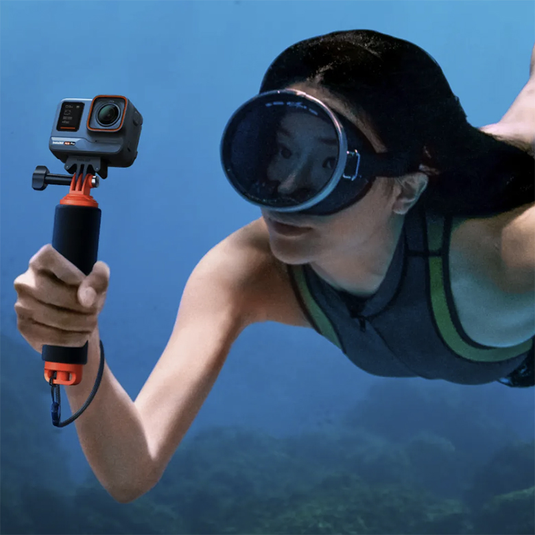Insta360 Floating Hand Grip | Shopee Singapore