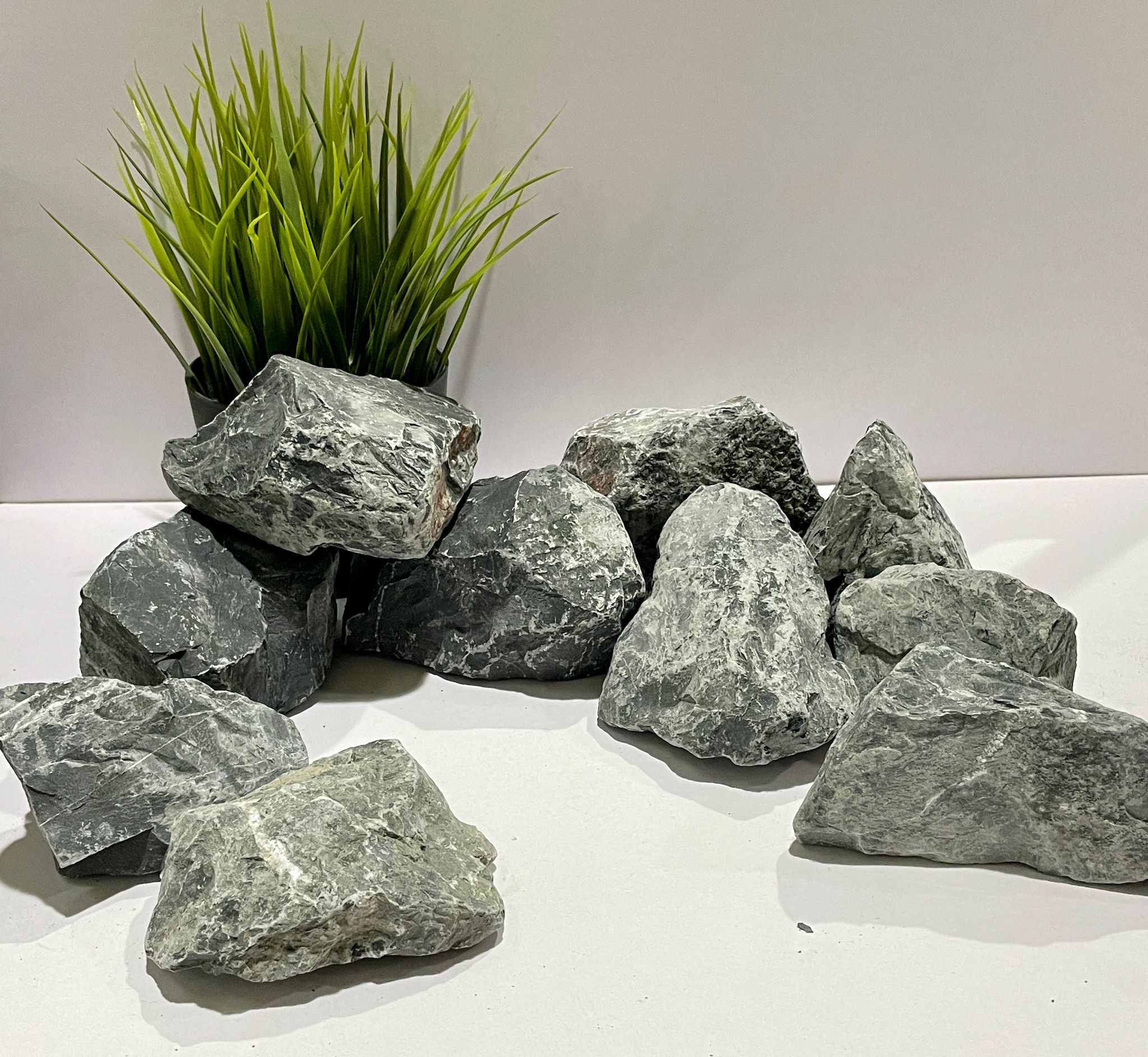 Garden Landscape Aquarium Fish Tank Pebble Stone Rock 80-120mm in Hebe ...